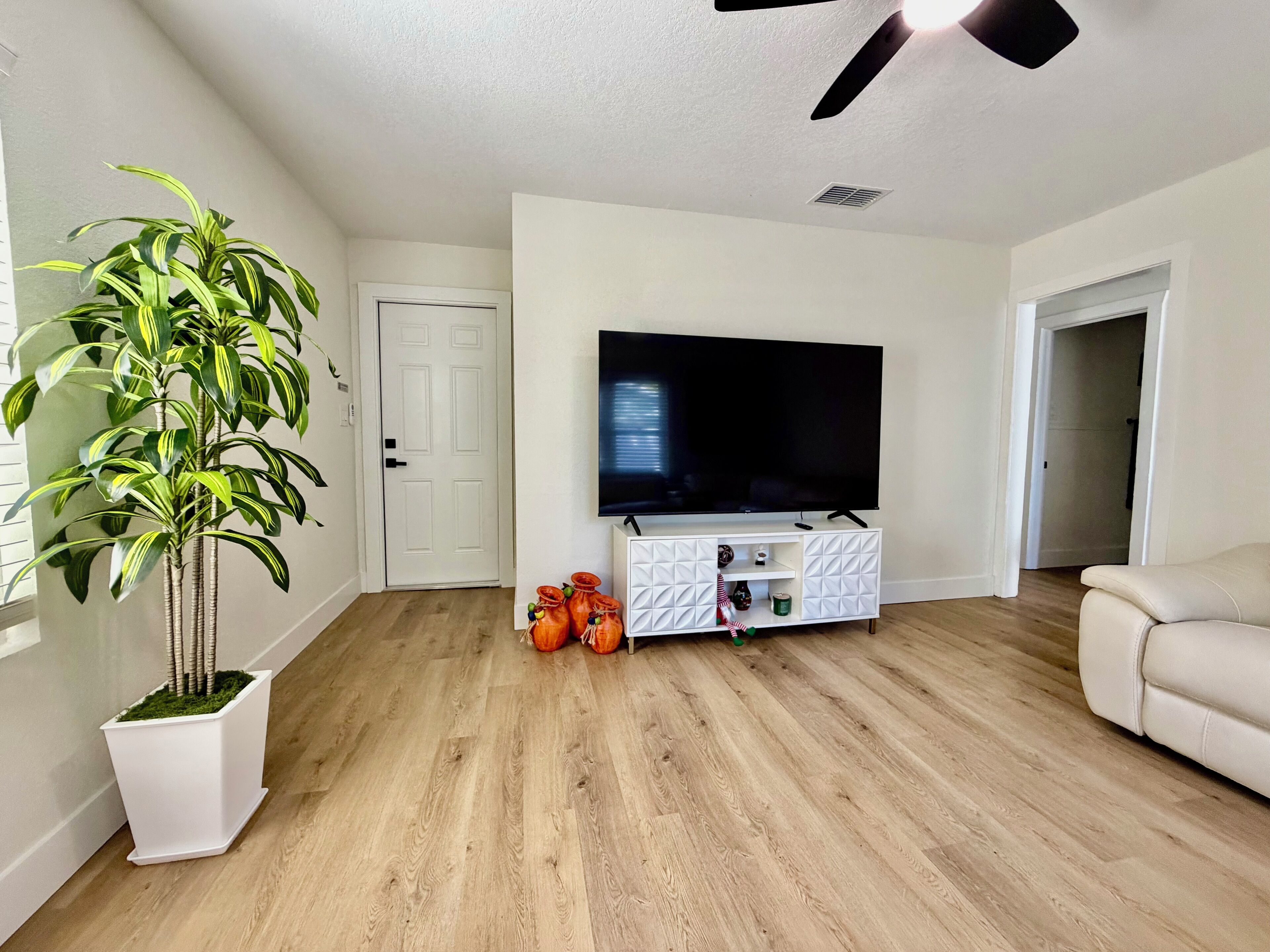 The Tree House 5 Min To Beach, Airport, Downtown - Sarasota, FL