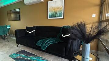 Apartamento de Luxo, vista para a piscina | Sala de estar