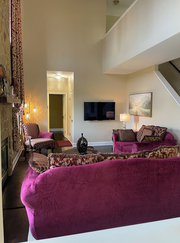 Elegant Family Stay Quiet Neighborhood Comfort - 뉴어크