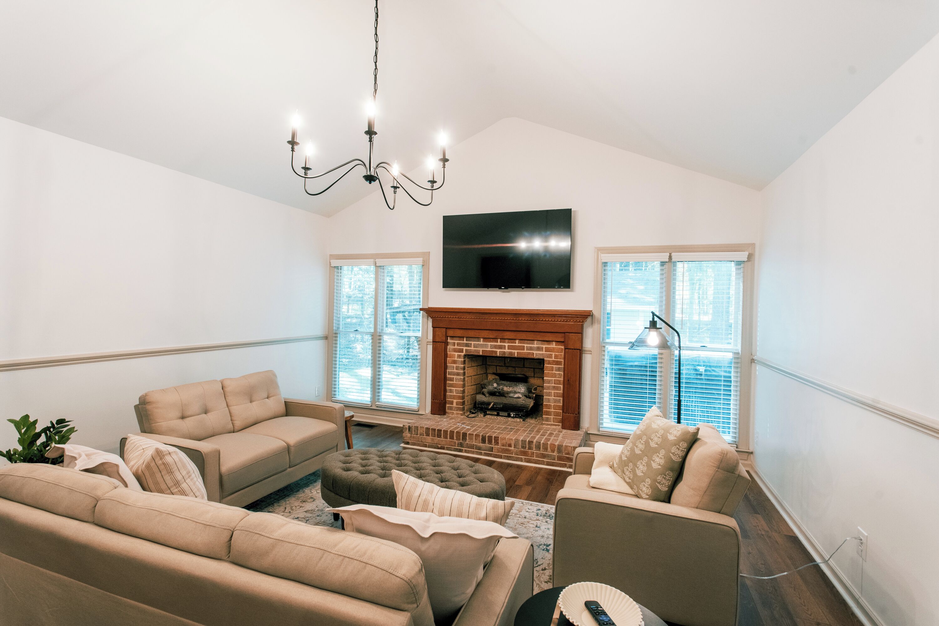 Raleigh Risque Room - Couples Retreat & Playroom - Clayton, NC