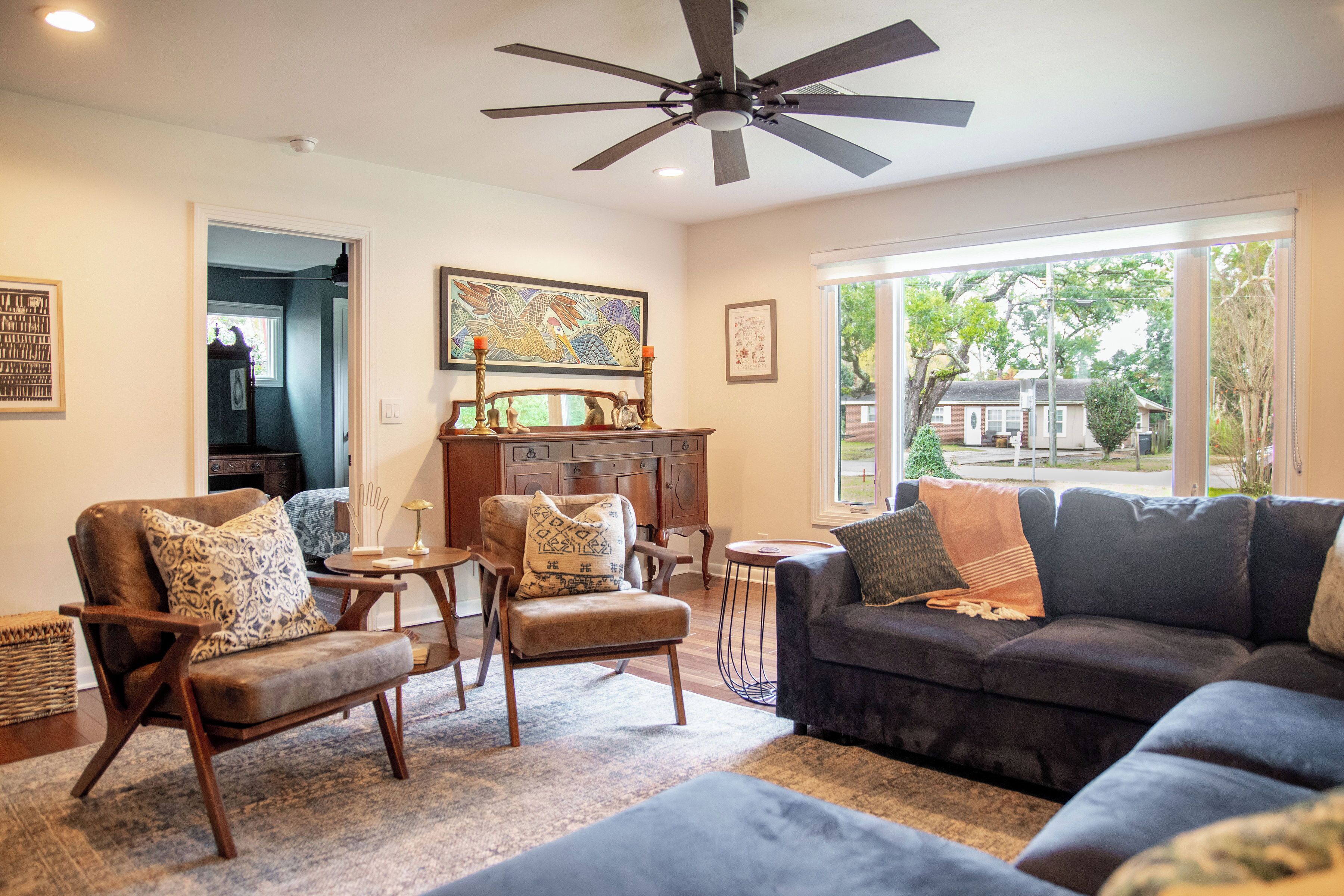 Blue Pelican Includes Golf Cart! 3/br 2/ba Near Downtown & Beach! - Ocean Springs, MS