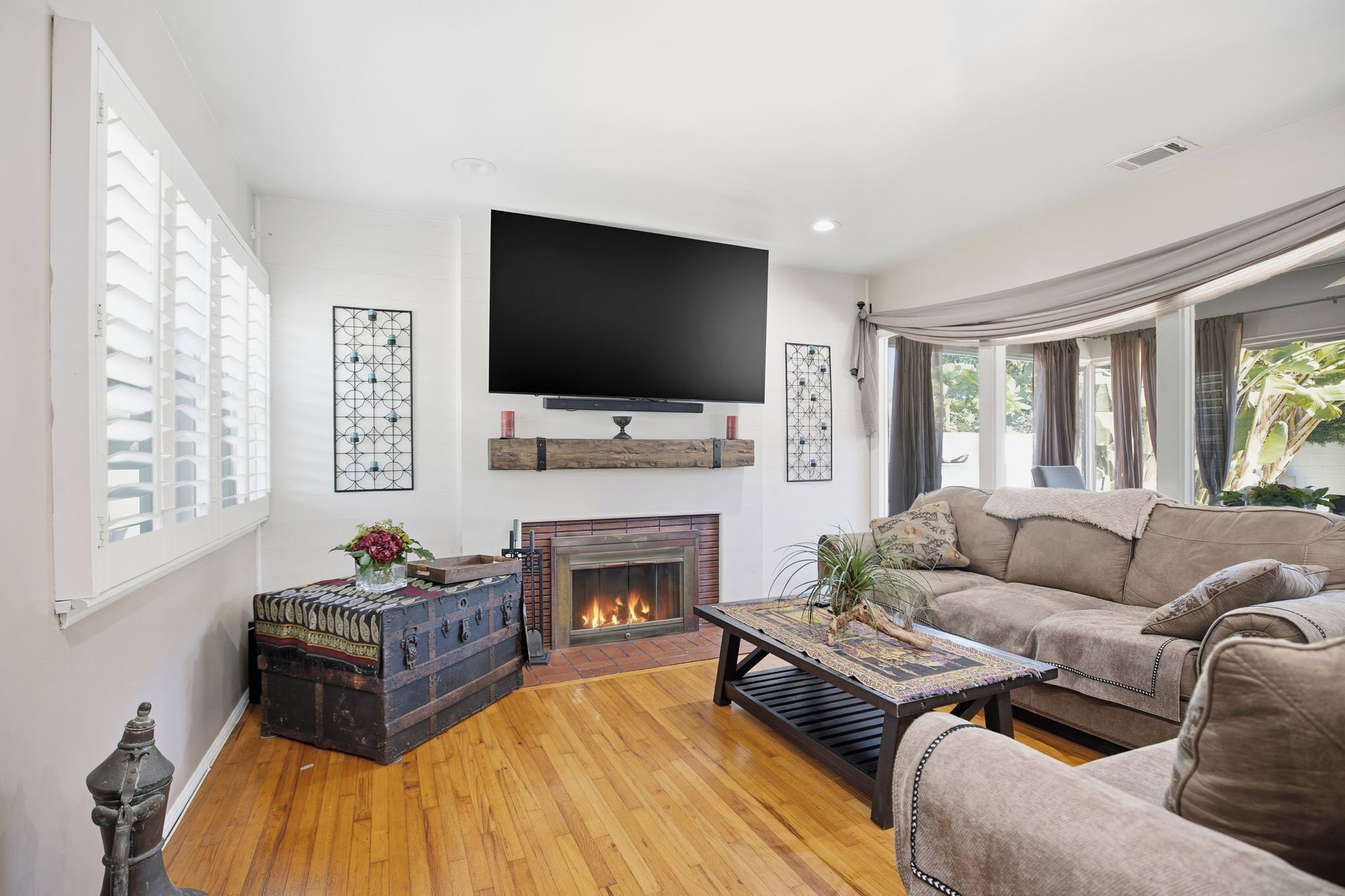 Fabulous 2-bedroom House With Pool And Spa In Sunny Long Beach - Seal Beach, CA