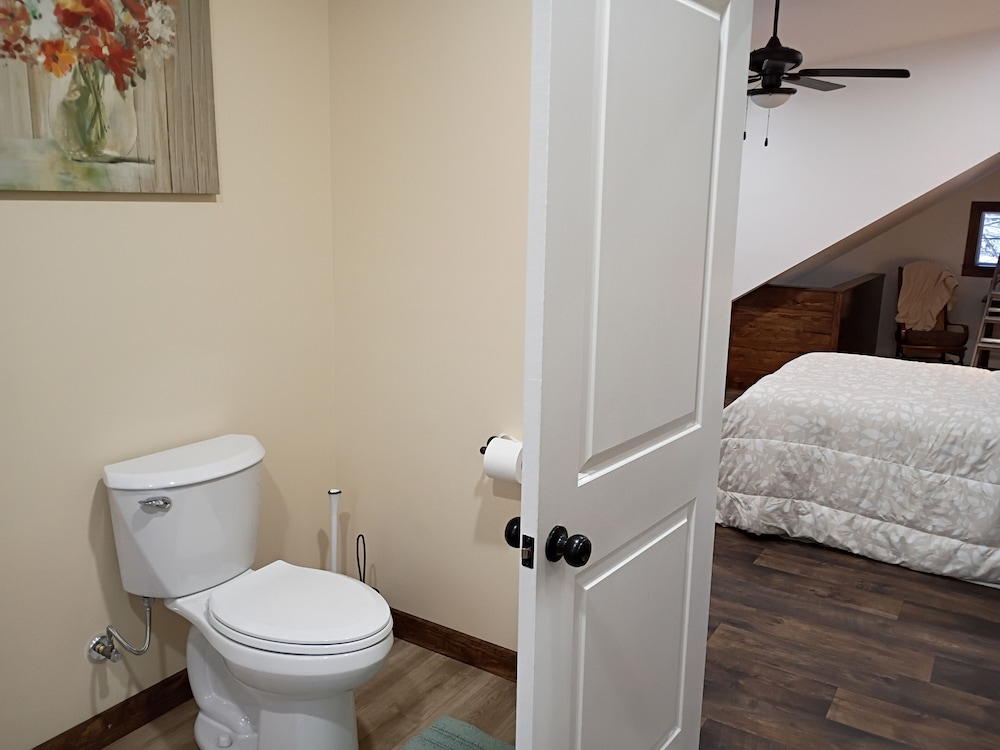 Fabulous 2-bedroom house abutting Mountain Lake perfect for your ...