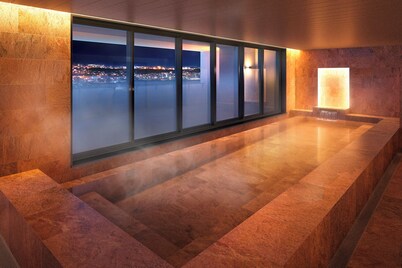 RIHGA Royal Resort Okinawa Chatan