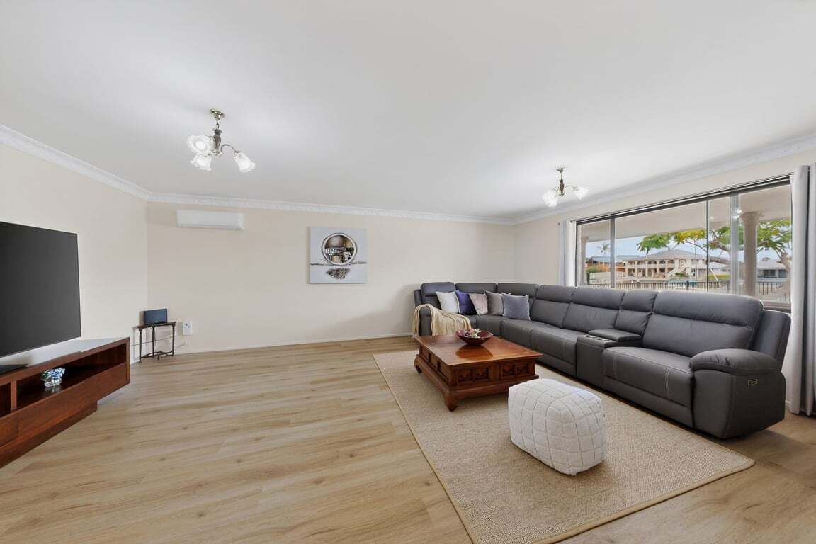 4b Canal-style Living  Newport - Redcliffe