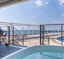Vista para praia/oceano