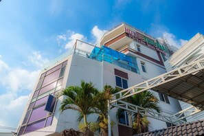 Fachada da propriedade