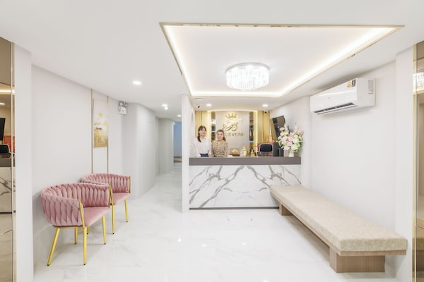 Believe Inn - Dusit District