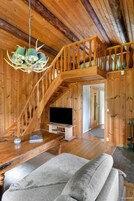 Casa Familiar, aceitam-se animais de estimação, vista para a colina | Ferro/tábua de engomar, Wi-fi grátis, roupa de cama fornecida 