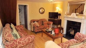 Casa de Campo Comfort, pátio, vista para o jardim | Sala de estar