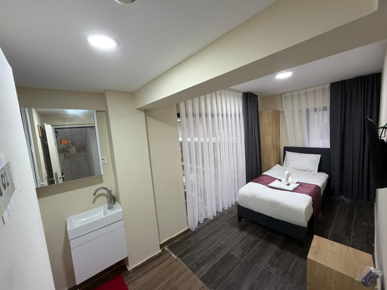 Quarto solteiro | Wi-Fi de cortesia