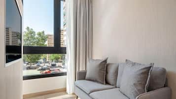 Quarto Standard | Sala de estar | Smart TV de 32 polegadas com canais digitais