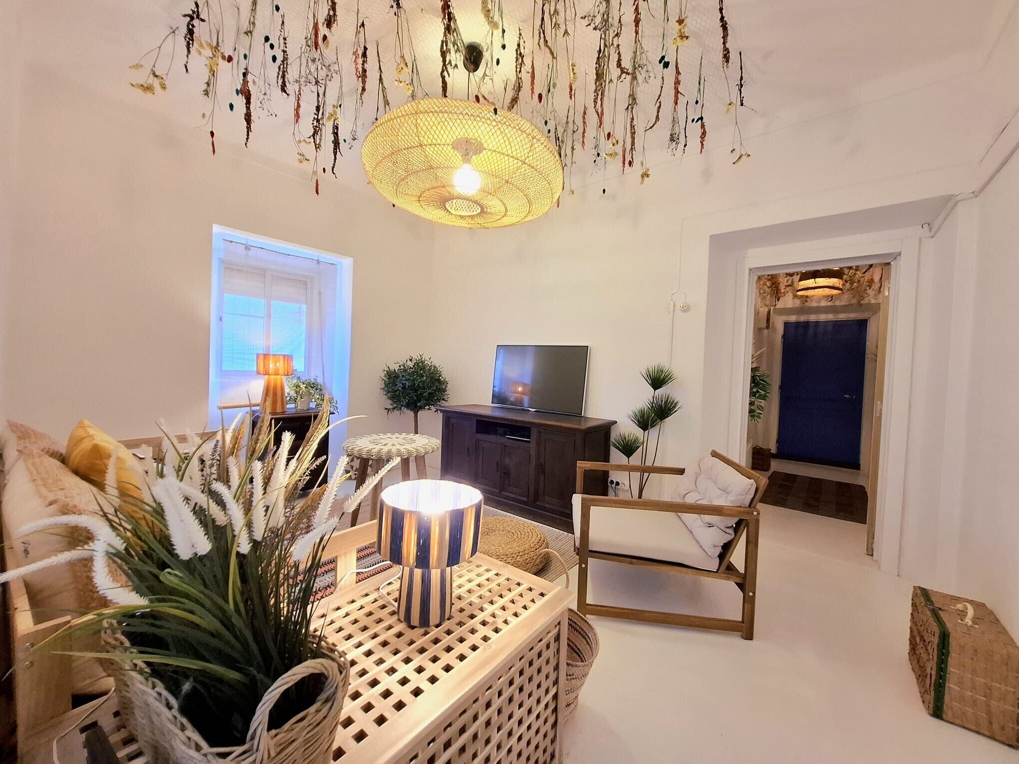 Floral Warm Springs  Alentejo House - Monsaraz