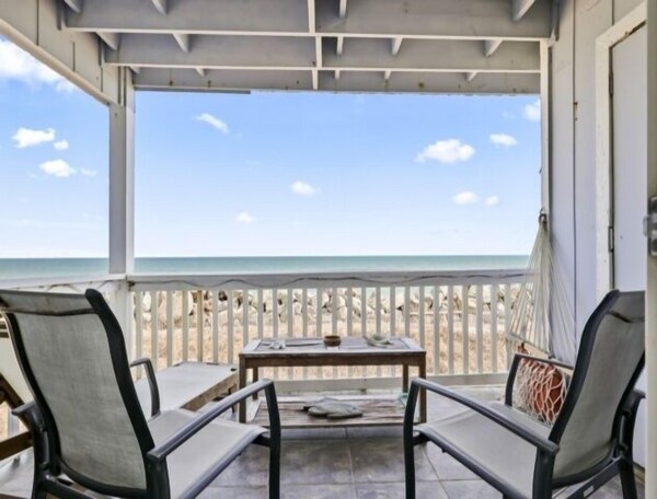 A Sea Escape 1 Bedroom Villa - Carolina Beach, NC