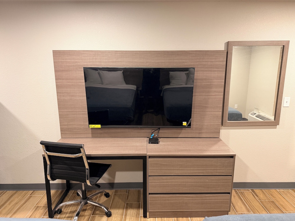 Economy Suites Fort Smith - Fort Smith, AR