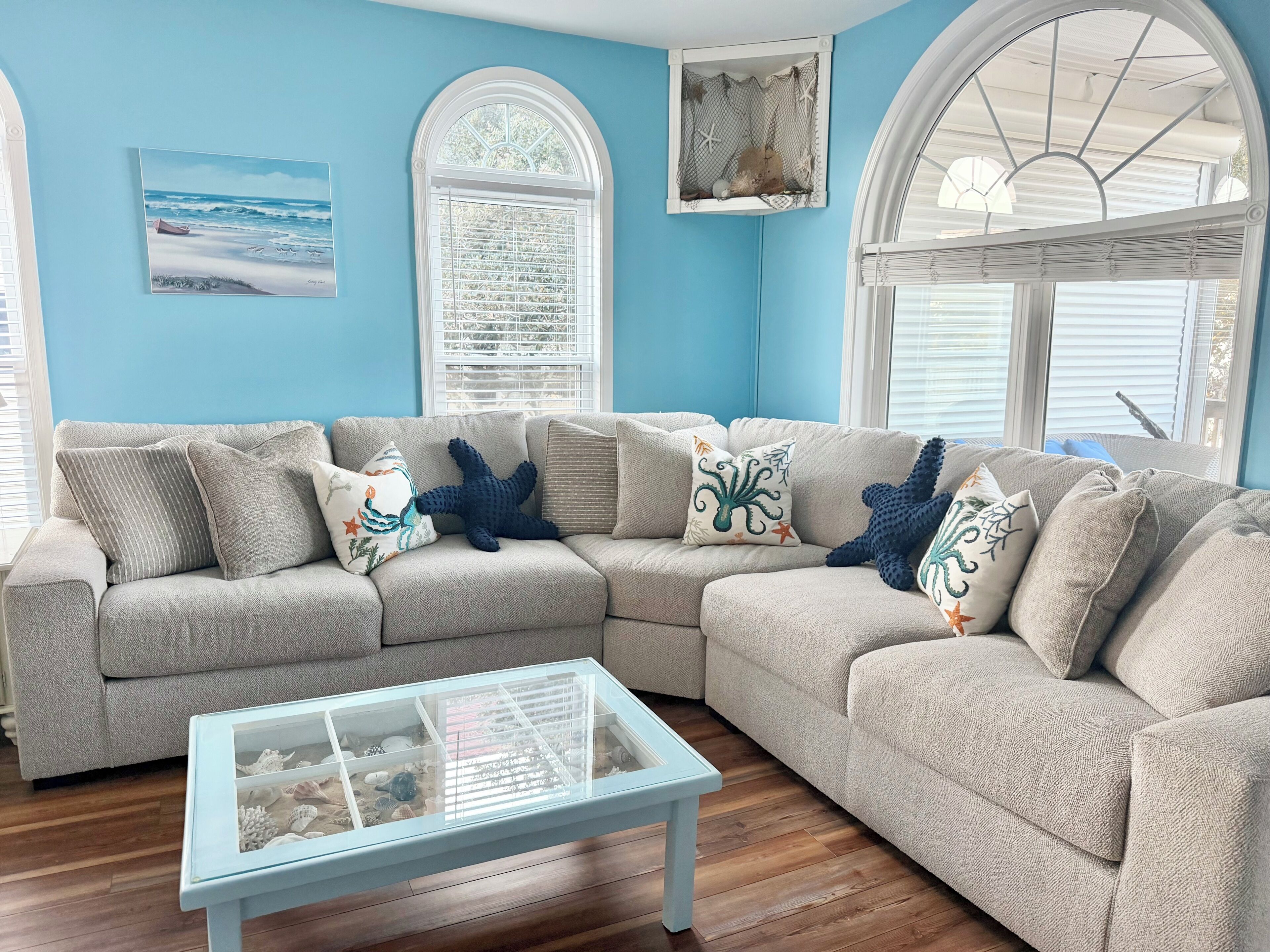 Sandy Sound- Half House, Boatdock, 2 Min Walk To Beach, Hot Tub, Sleeps 8, Views - Emerald Isle, NC