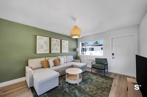 Apartamento conforto, 1 quarto, varanda | Área de estar