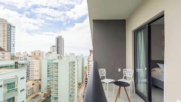 Apartamento Básico | Terrenos do alojamento