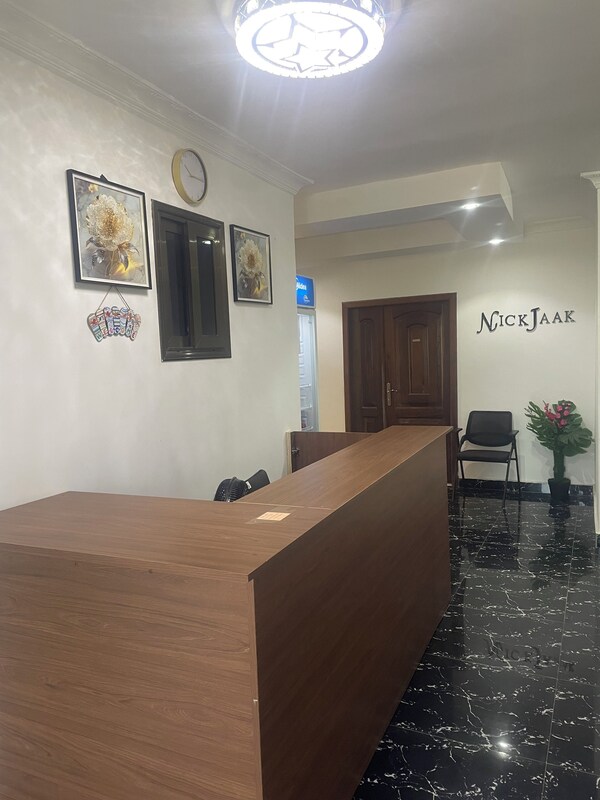 Nickjaak Courtyard Rooms - Accra