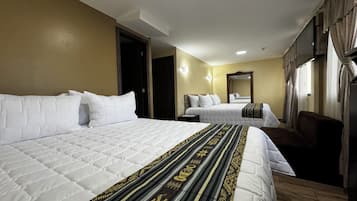 Quarto casal família | Espaço de trabalho para notebook, Wi-Fi de cortesia