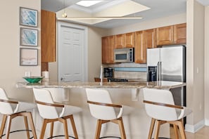 Apartamento em Condomínio Fechado, várias camas (St. Lucia Penthouse 2 at Silver Shell) | Cozinha privada