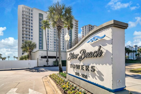 Silver Beach Towers #1003e, Destin: Hotel Reviews, Rooms & Prices ...