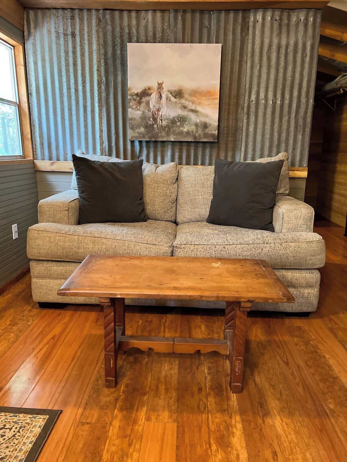 Clean And Basic Accommodation - Cedar Creek, TX