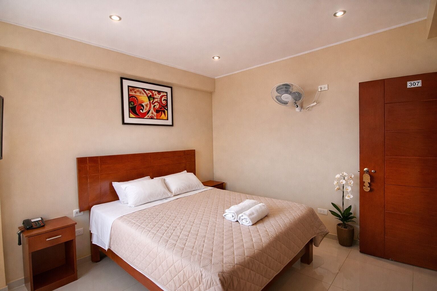 Quarto Individual Clássico | Secretária, Wi-fi grátis 
