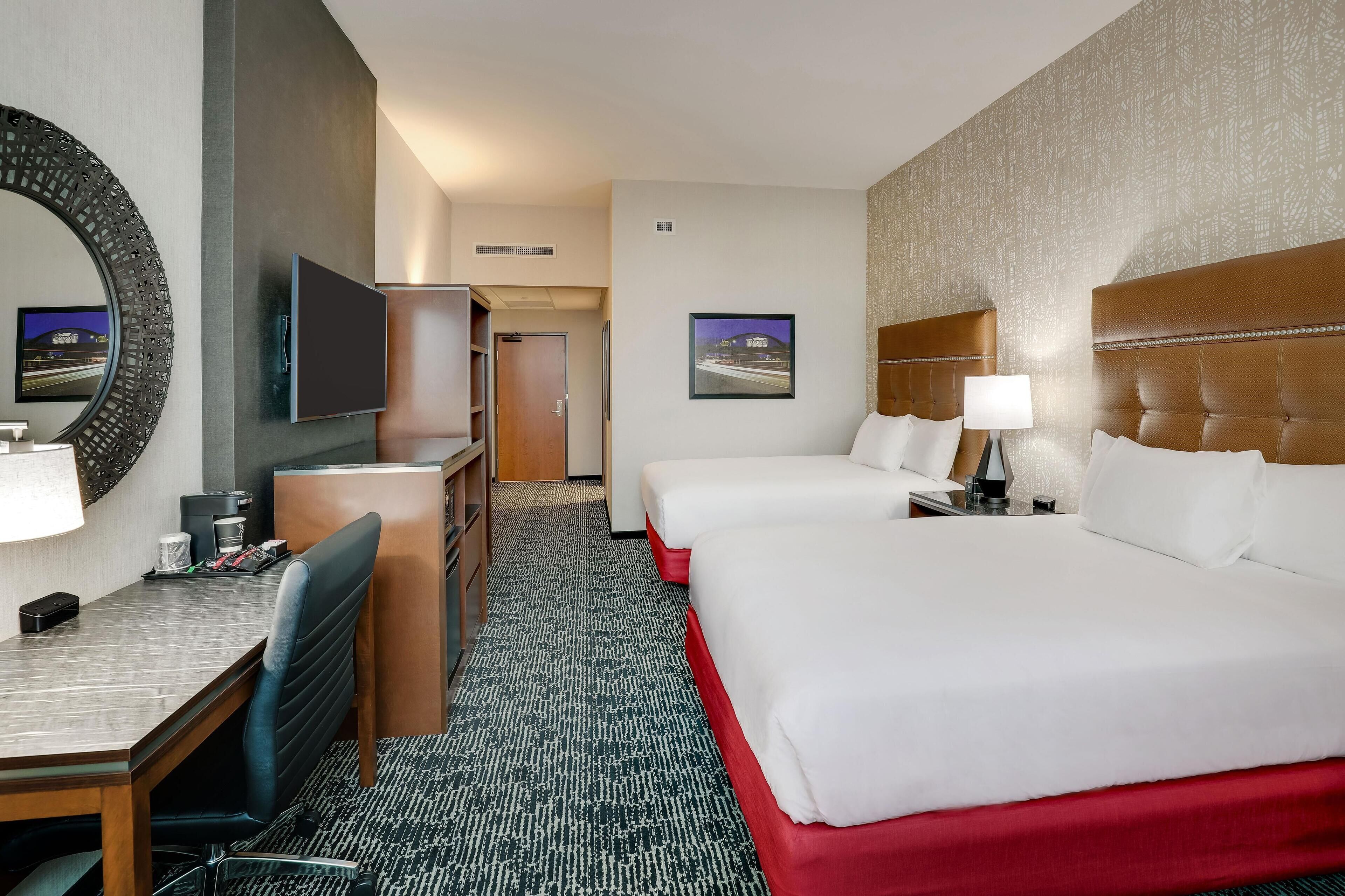 Drury Plaza Hotel Mobile, Mobile: Hotel Reviews, Rooms & Prices ...