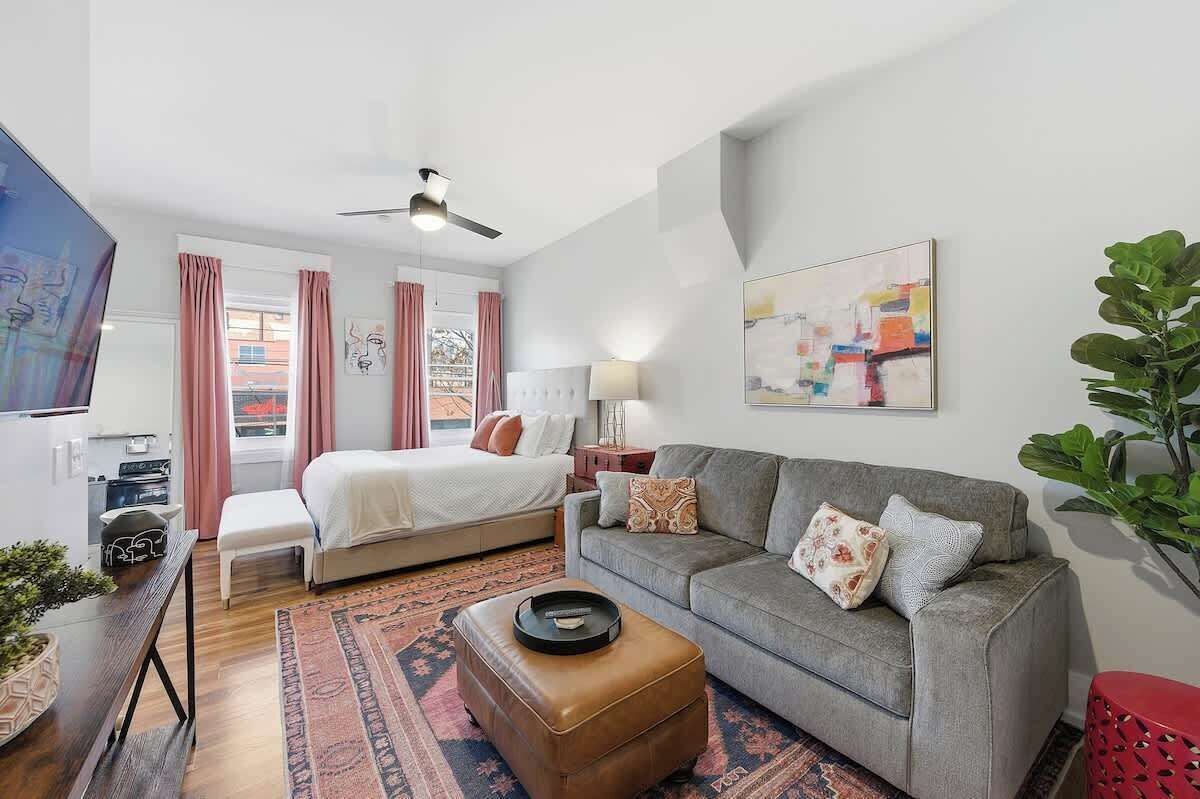 Two Private Otr Suites By Findlay & Rhinegeist - Covington, KY