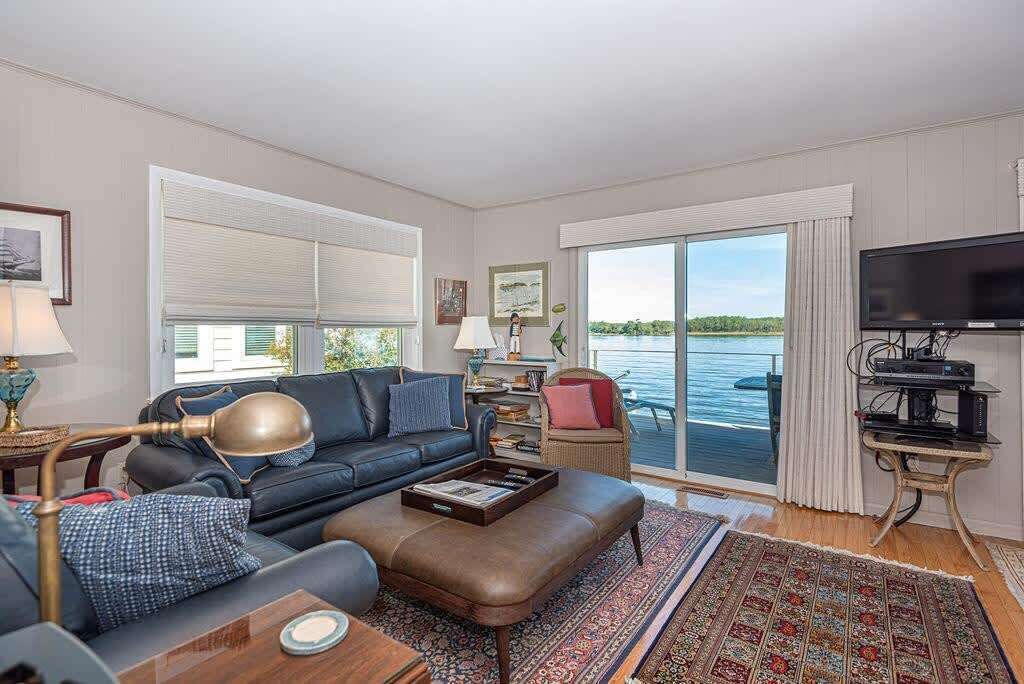 Coastal Cottage At Ocean Pines On The Bay - Ocean Pines, MD