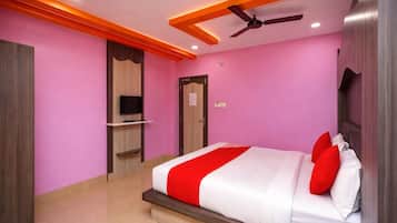 Roupas de cama antialérgicas, escrivaninha, quartos à prova de som