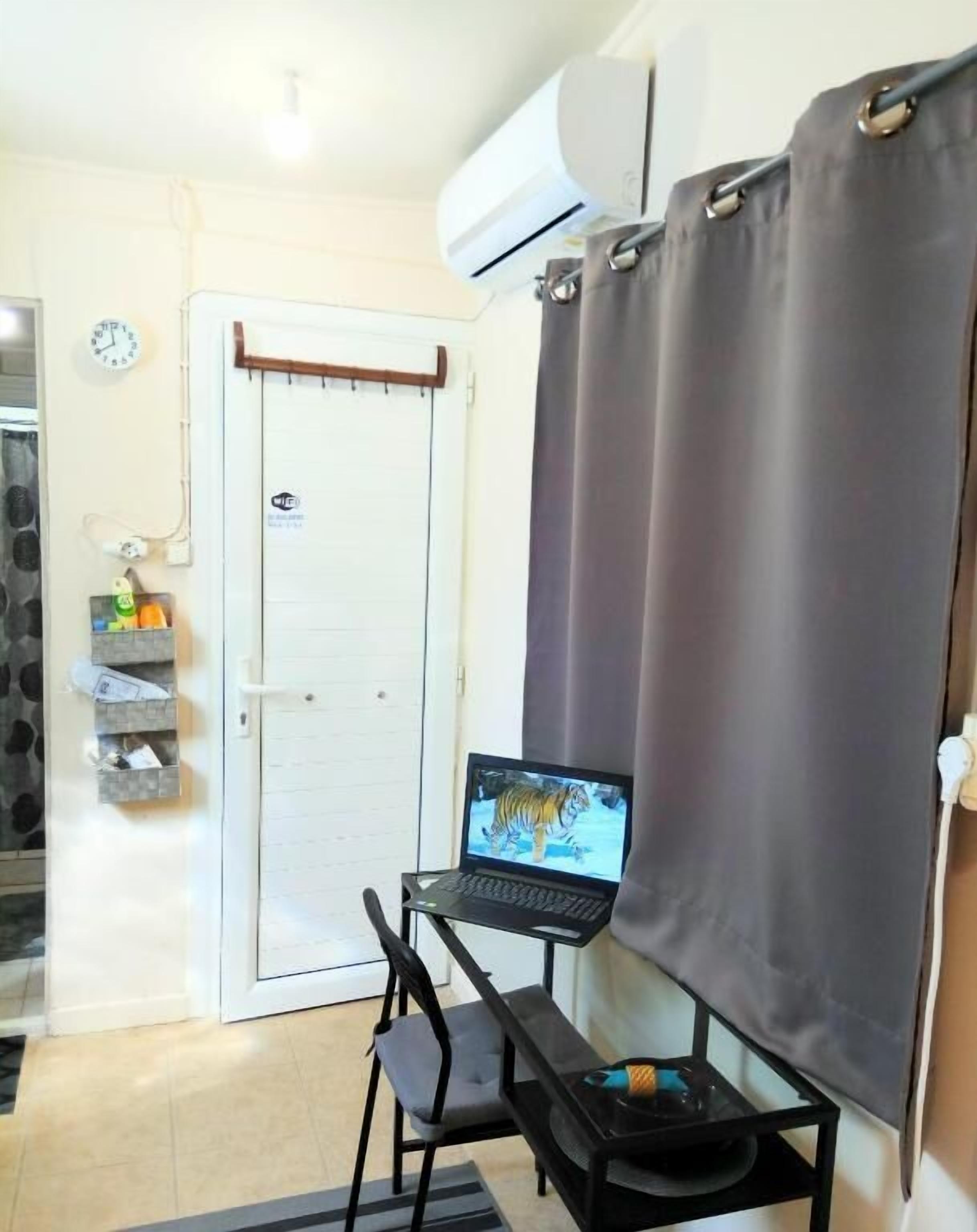 Apartamento júnior, sacada | Parte interna