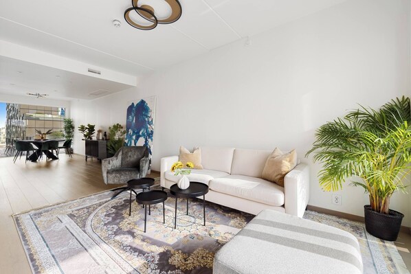 Barcode Luxurious Apartment, Prime Location, Oslo: 2026 Info, Photos ...