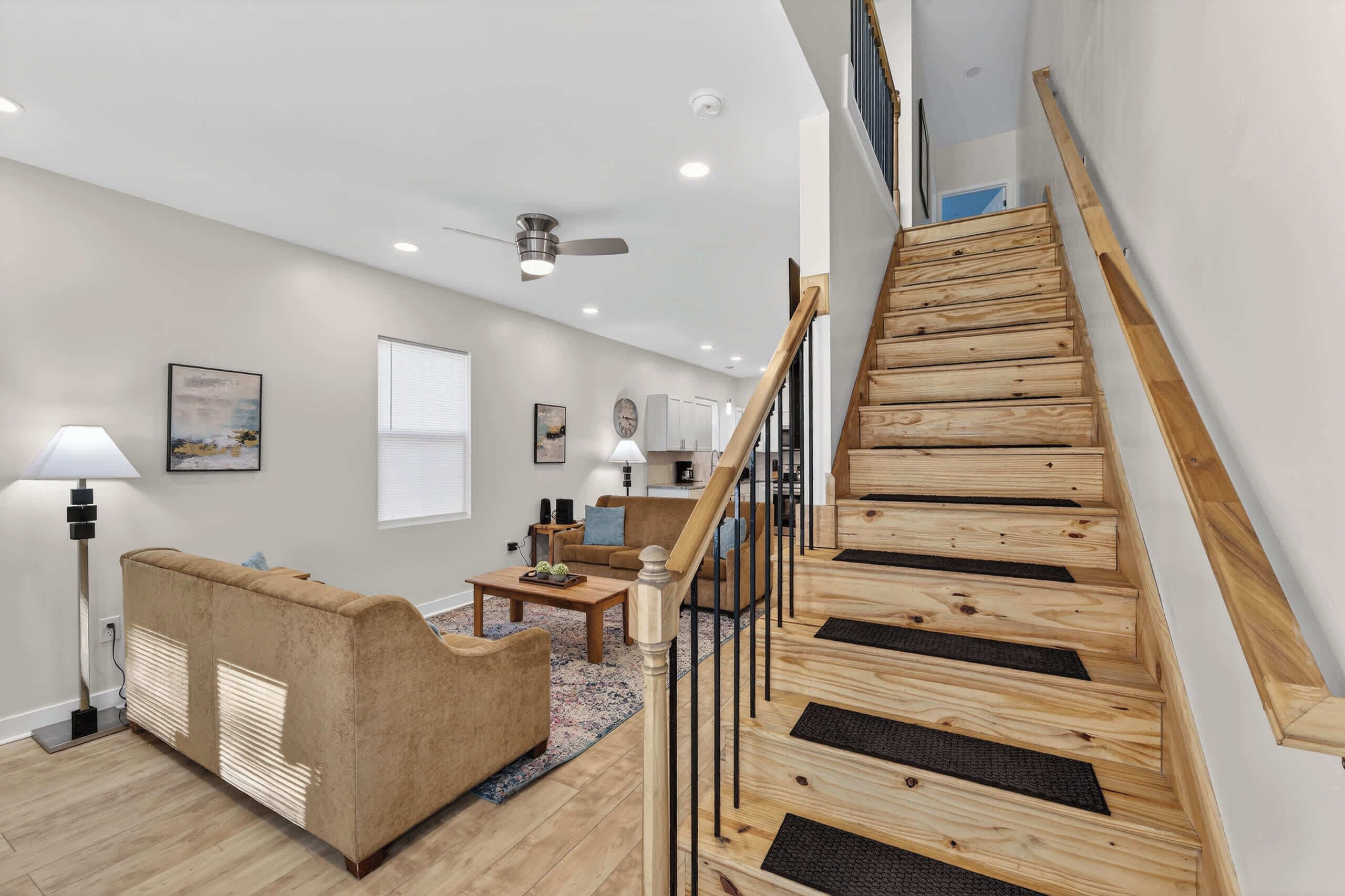 Spacious Indy Retreat-entire Duplex Near Downtown - Indianapolis, IN