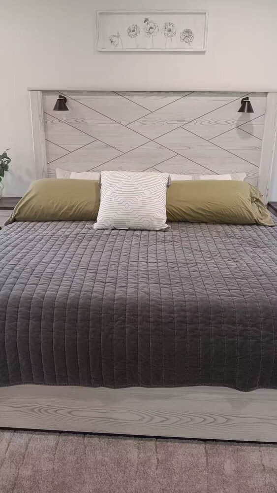 Silver Maple Guest House Reviews, Deals & Photos 2026 - Vrbo