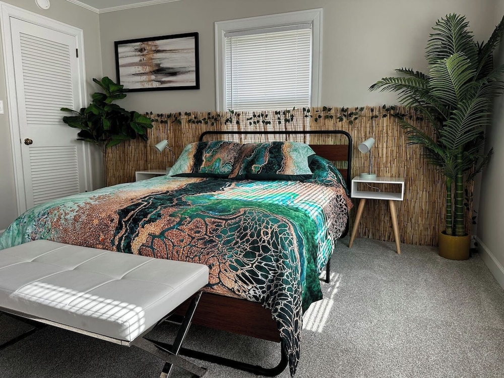 Dual-Home Retreat w/ Hot Tub & Patio Escape - Lexington | Vrbo