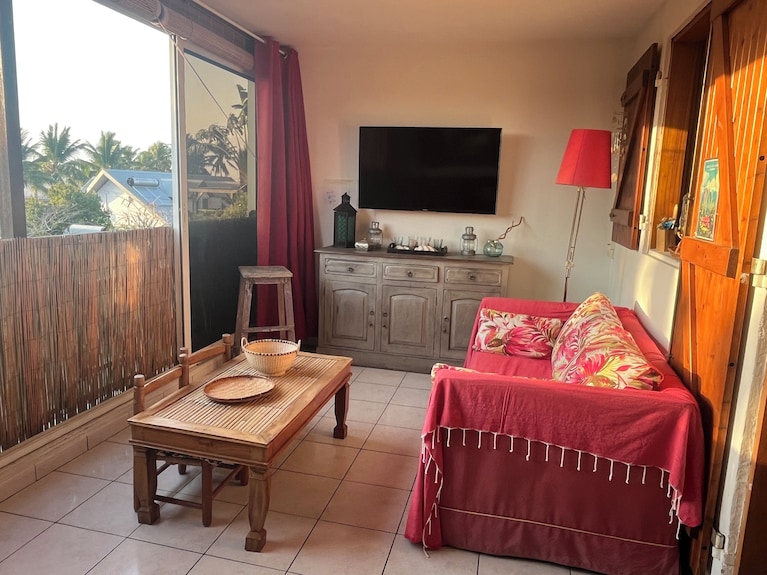 Plage à 100m, Jardin Et Parking Privés, Commerces à 5 Min à Pieds - Saint-Gilles les Bains