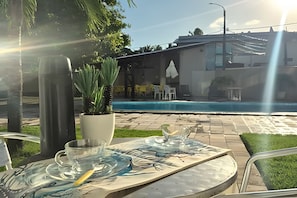 Apartamento | Opções para refeição ao ar livre