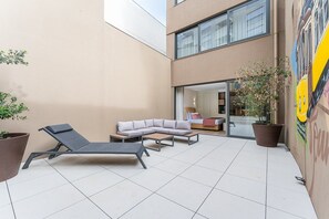 Estúdio (Studio with Terrace) | Com decoração personalizada 