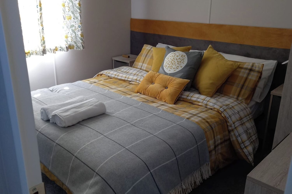 Blue water 3 Beverley Bay Static Caravan Reviews, Deals & Photos 2026 ...