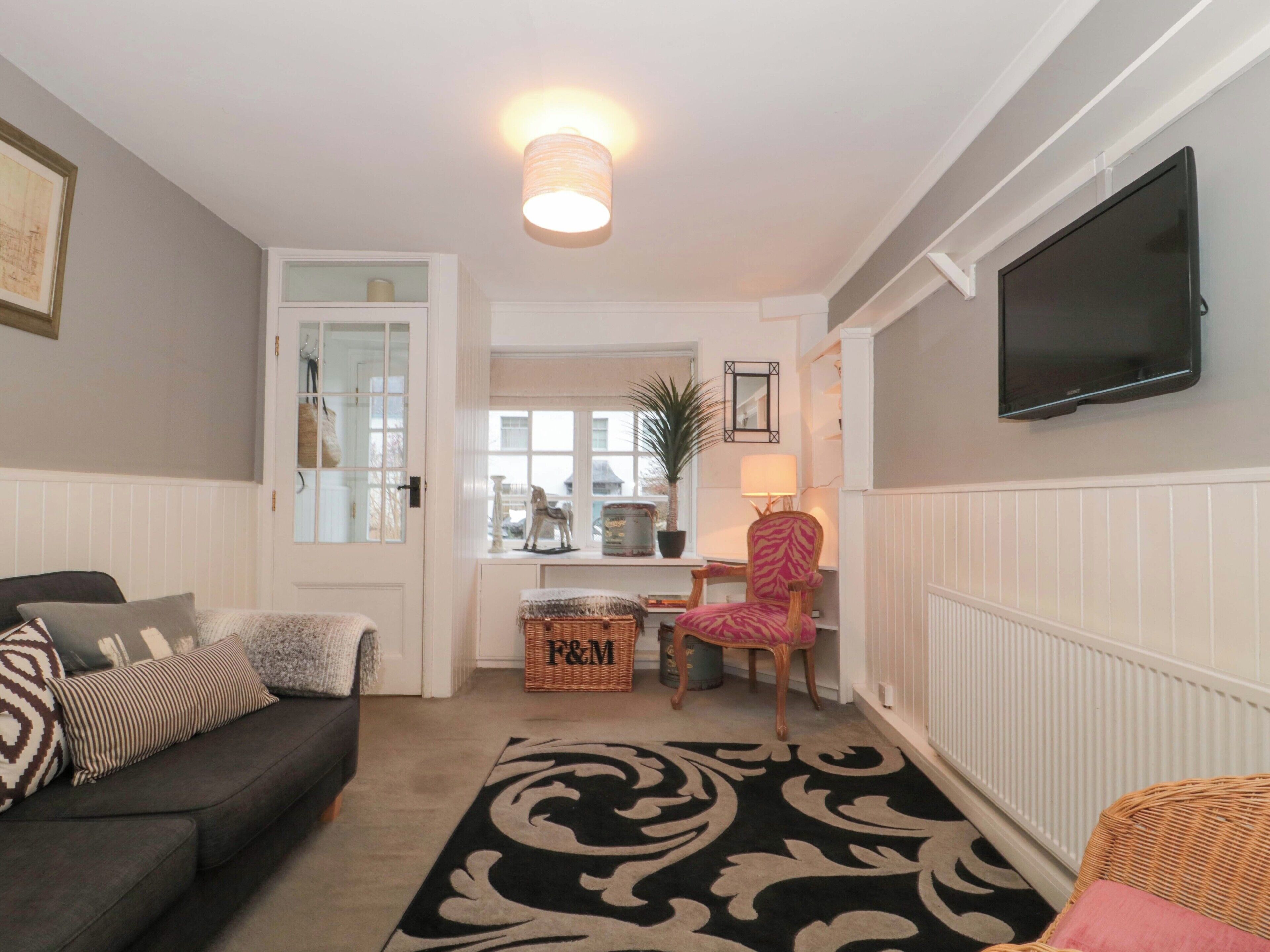 The Cottage Loaf, Family Friendly, Country Holiday Cottage In Wedmore - Cheddar