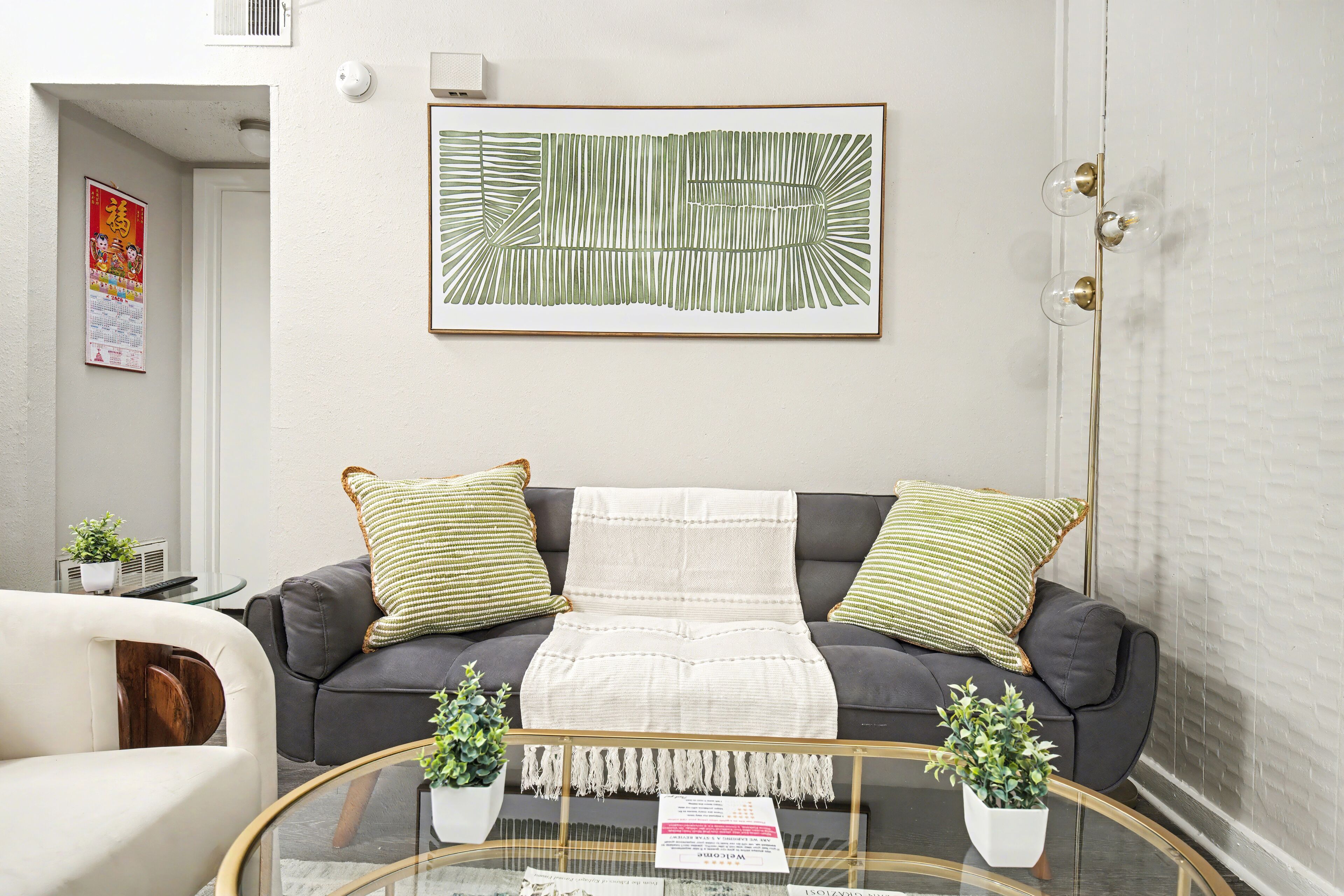 Modern Austin Stay  King Bed + Fast Wifi  Near Downtown - Austin, TX