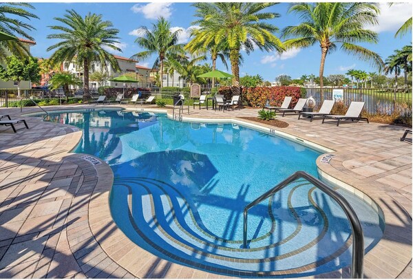 Landing Furnished Apartments At Miramar Town Center - Miramar, FL