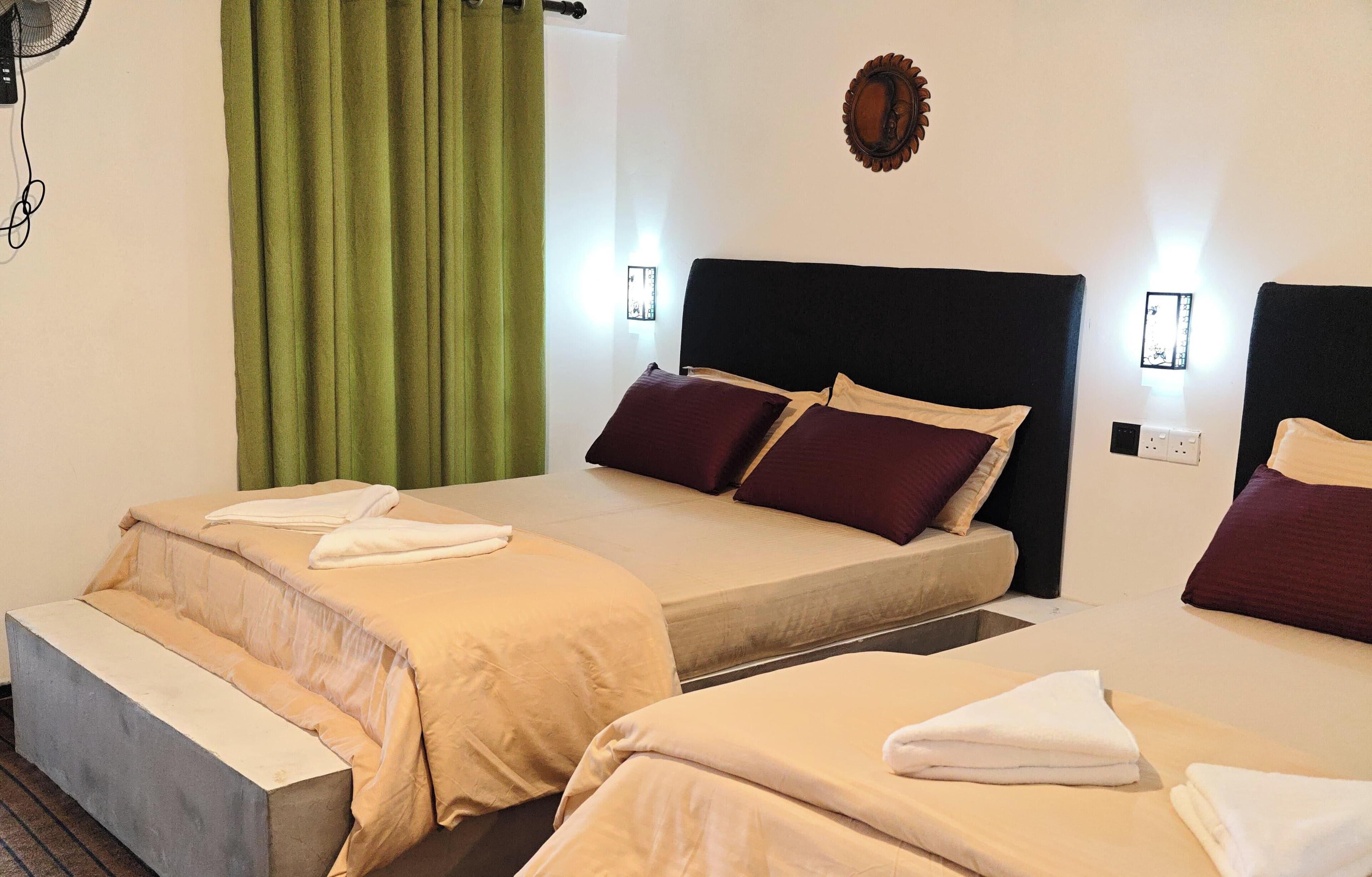 Quarto Familiar, vista para a montanha | Cofre no quarto, secretária, ferro/tábua de engomar, Wi-fi grátis 