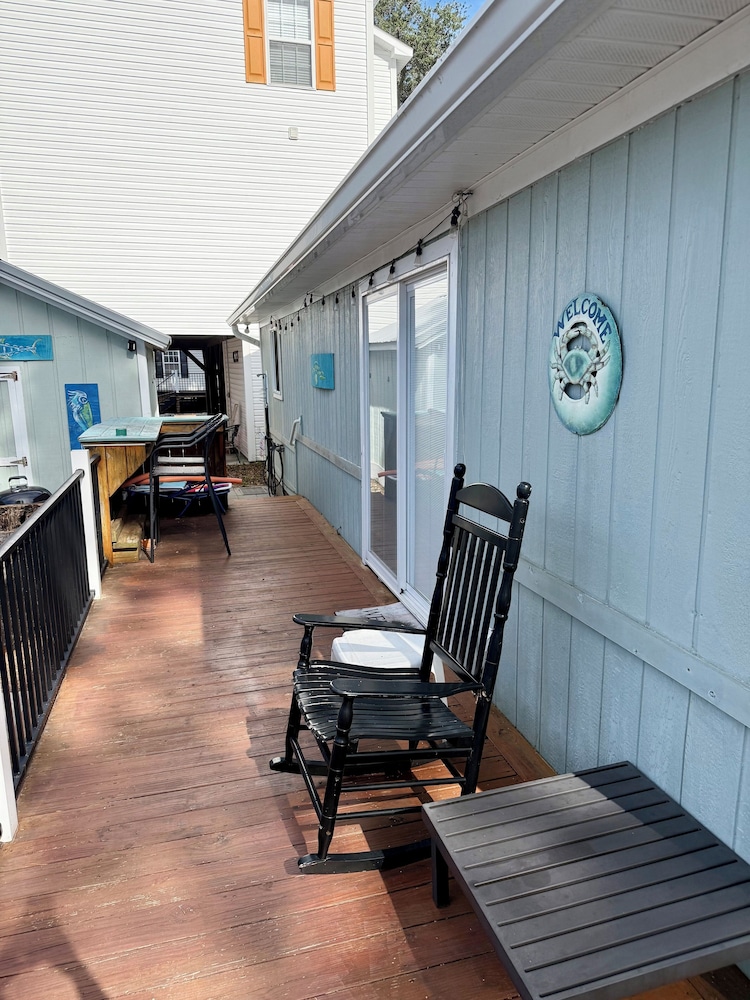 Oasis Get-A-Way in Ocean Lakes Family Campground Reviews, Deals ...