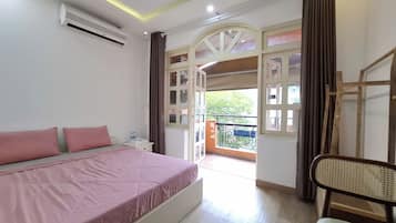 Quarto Duplo, varanda, Vista para a cidade | Secretária, Wi-fi grátis