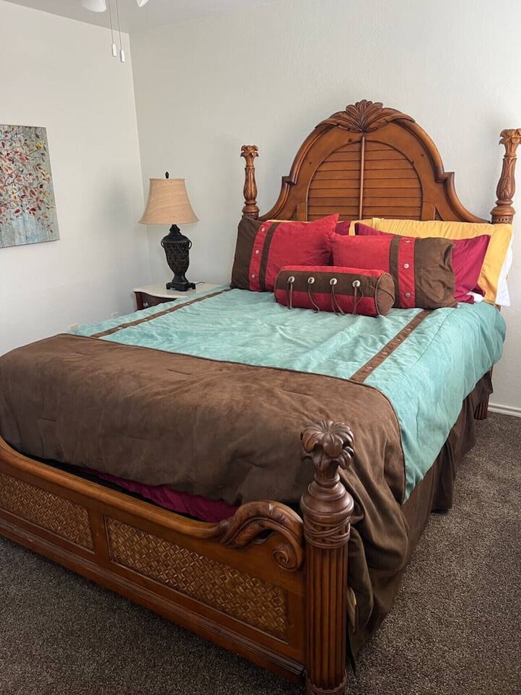 The Bobcat Family-Friendly Escape Reviews, Deals & Photos 2026 - Stayz