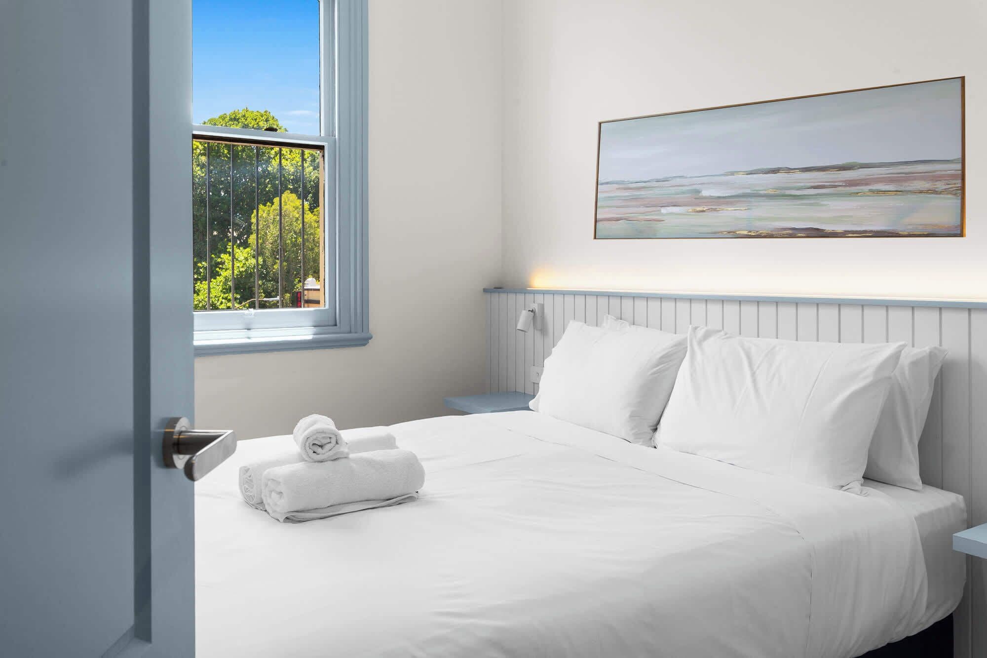 The Surrey Redfern 2 - マンリー・カウンシル