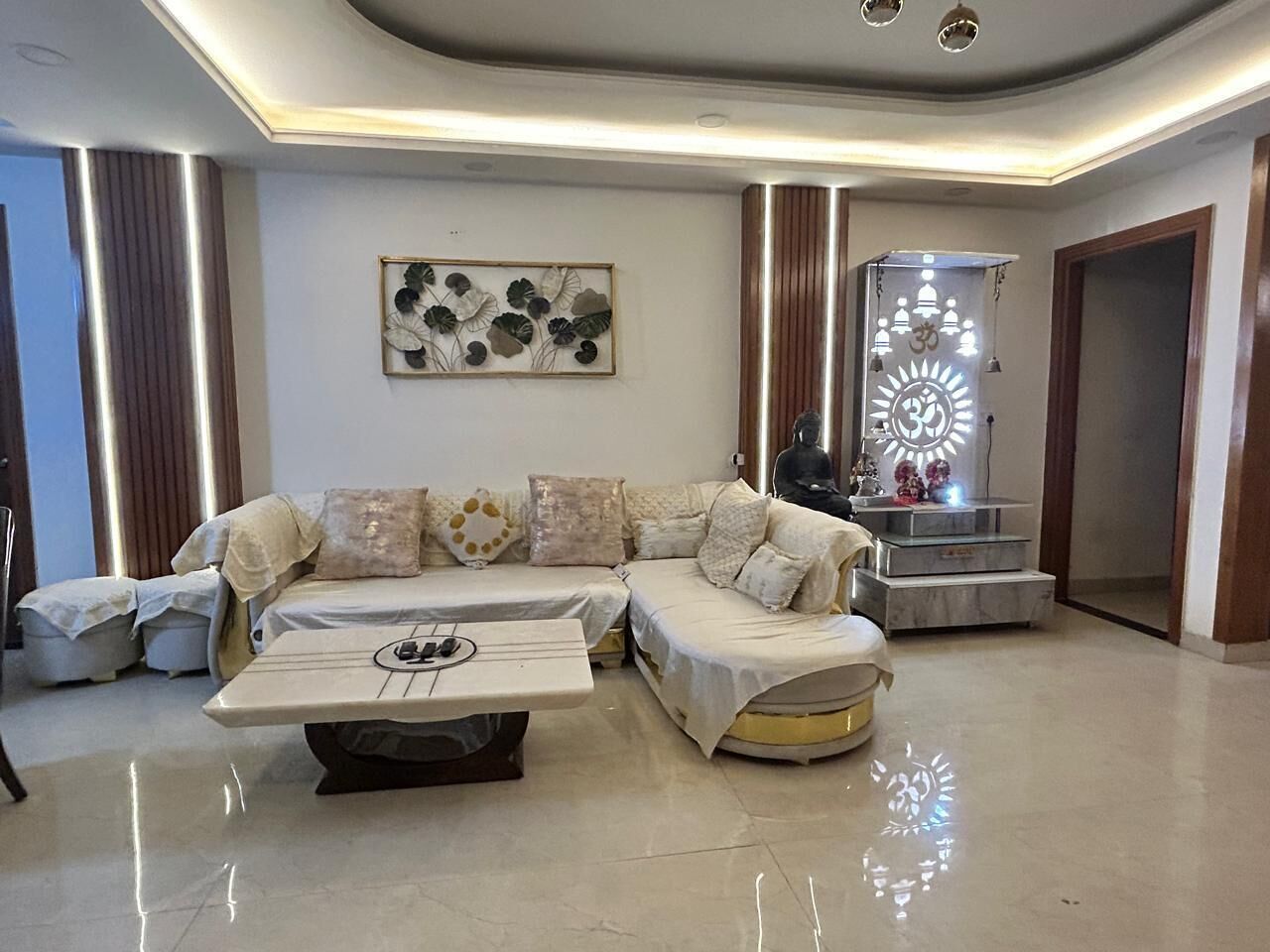 Premium Lake View Apartment Near Suraj Kund, Faridabad - 法裡達巴德